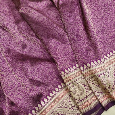 Tanchoi Banarasi Saree: A Tale of Intricate Weaving Patterns and ...